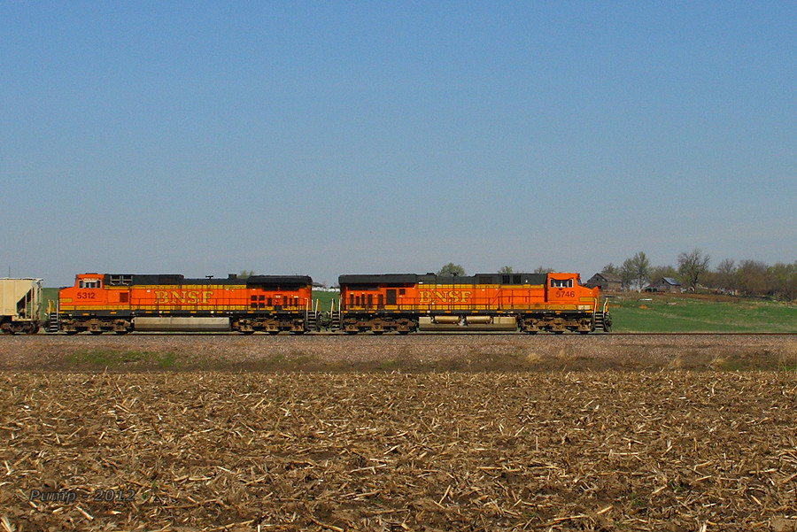 Eastbound BNSF Mixed Freight Train